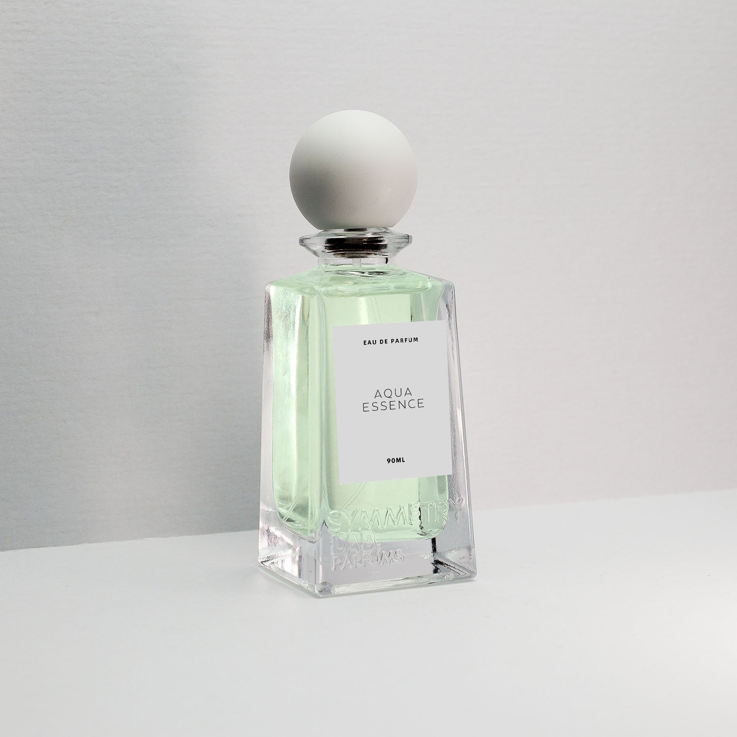 Aqua Essence – Symmetry Lab Parfums